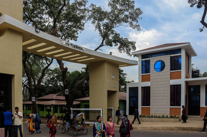 ফের চট্টগ্রাম বিশ্ববিদ্যালয়ে ছাত্রলীগের সংঘর্ষ